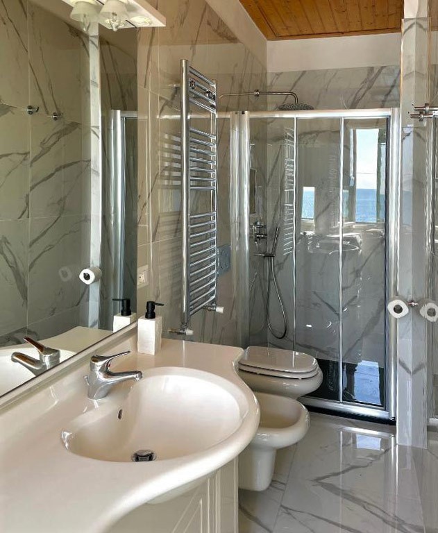 Upper floor - 3 Terrazzi Vernazza, Italy